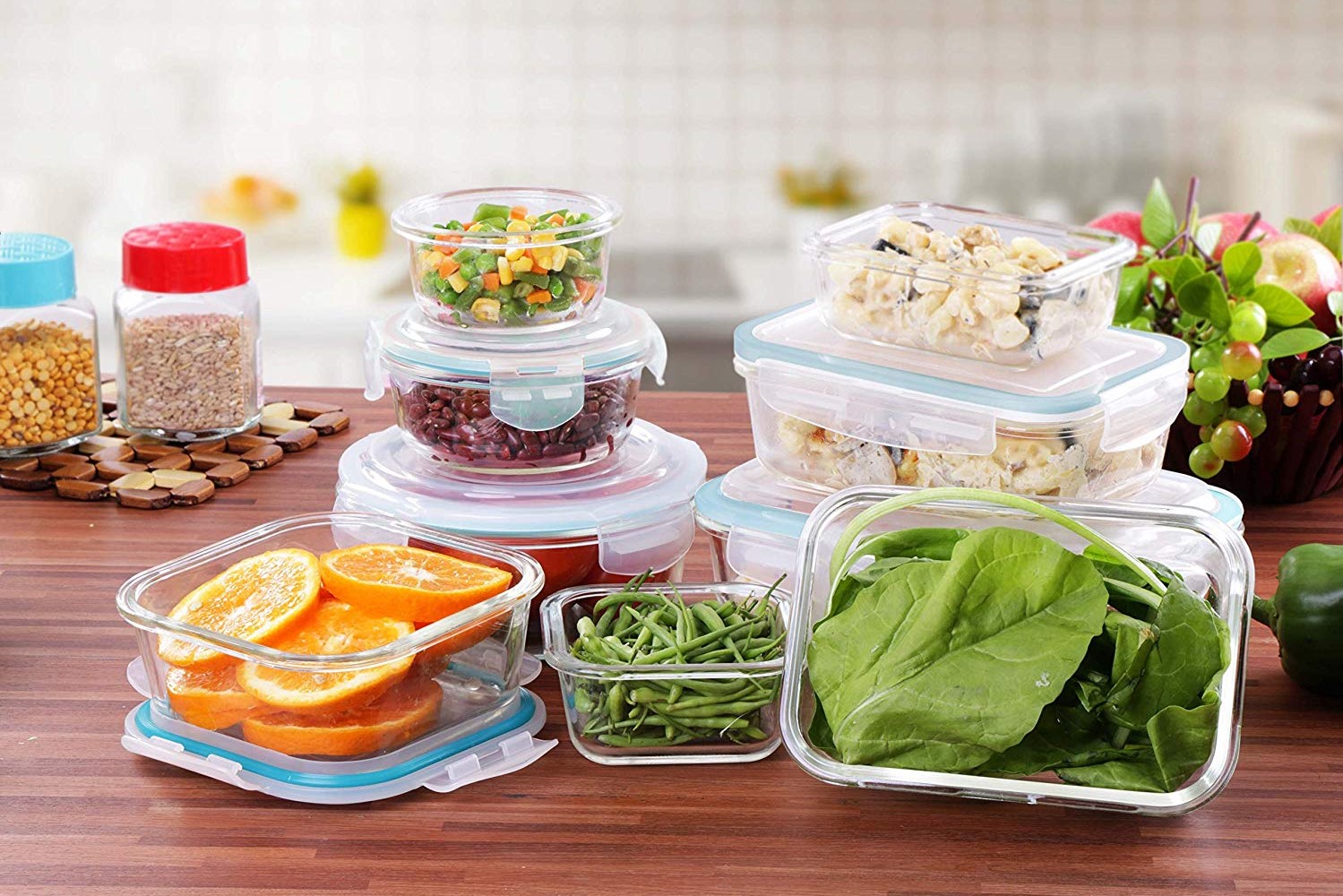 These Are the Best Ways to Store Plastic Containers in Your Kitchen | 21Oak