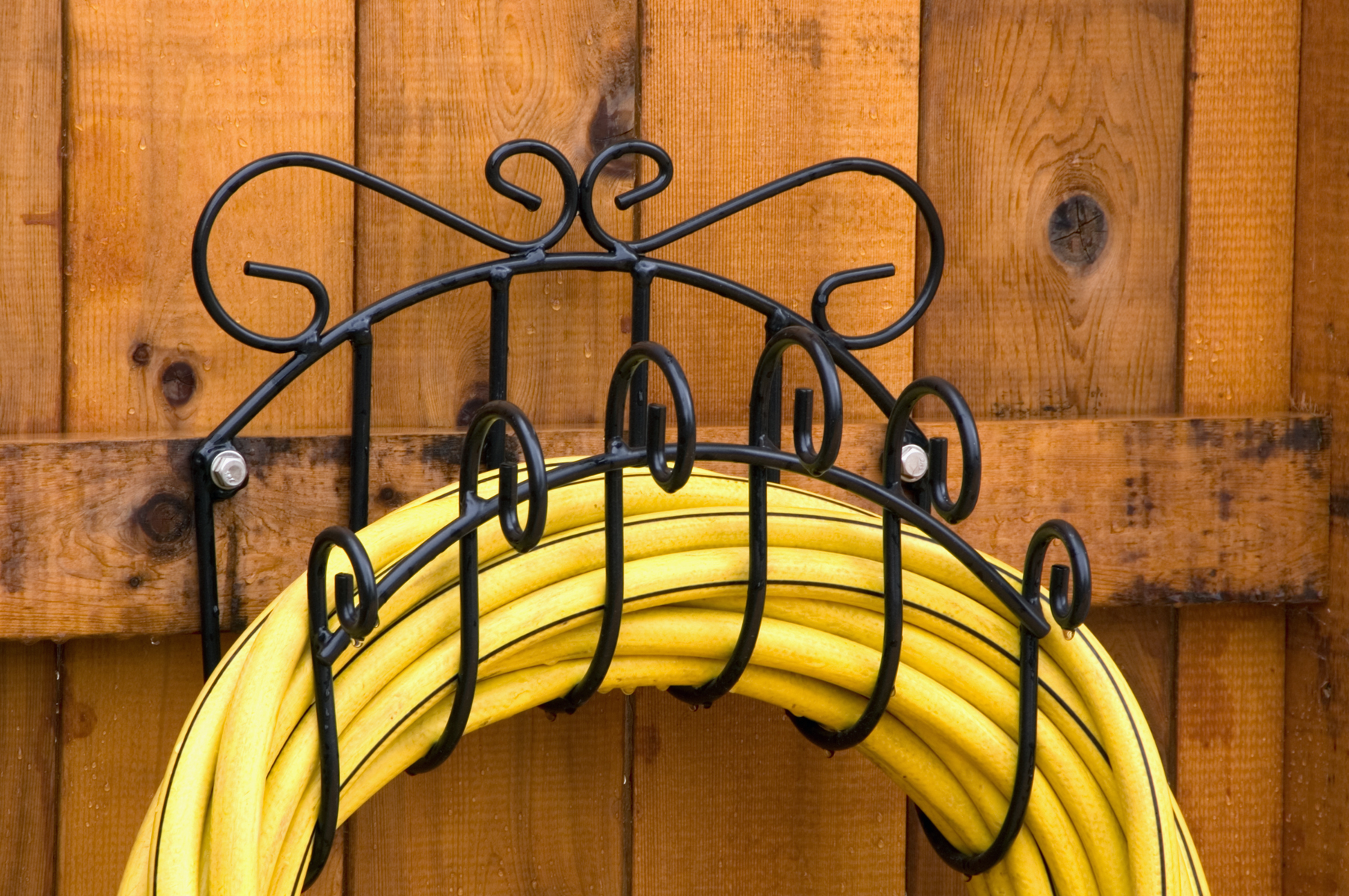 The Best Hose Hangers to Keep Your Space Free from Tangled Messes | 21Oak