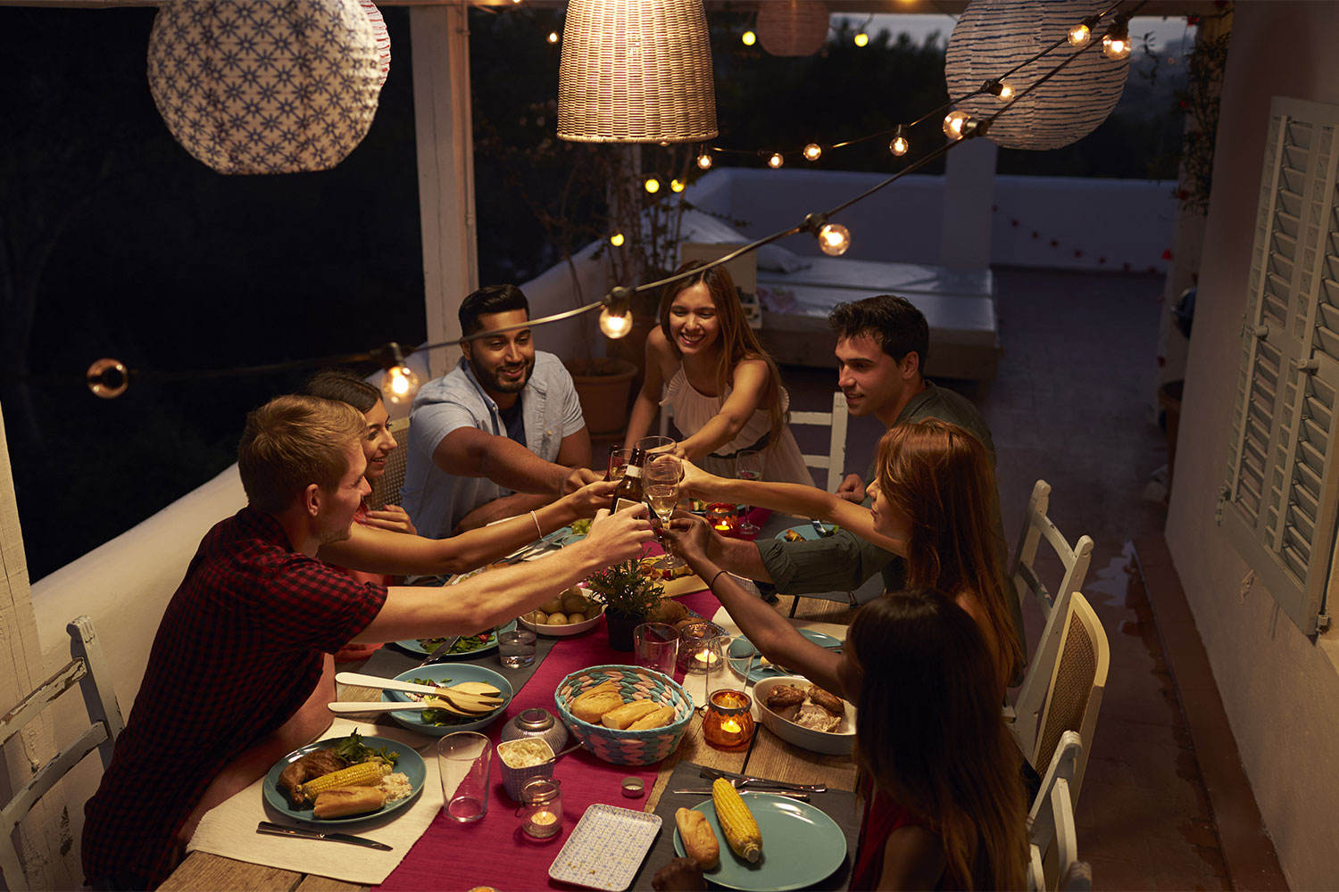 How to Host A Patio Party The Right Way | 21Oak