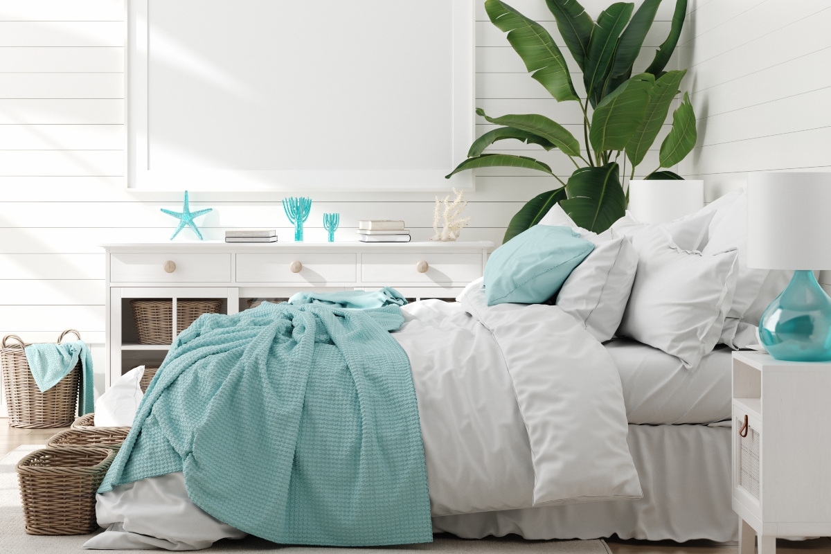Beach-inspired bedroom design | 21Oak