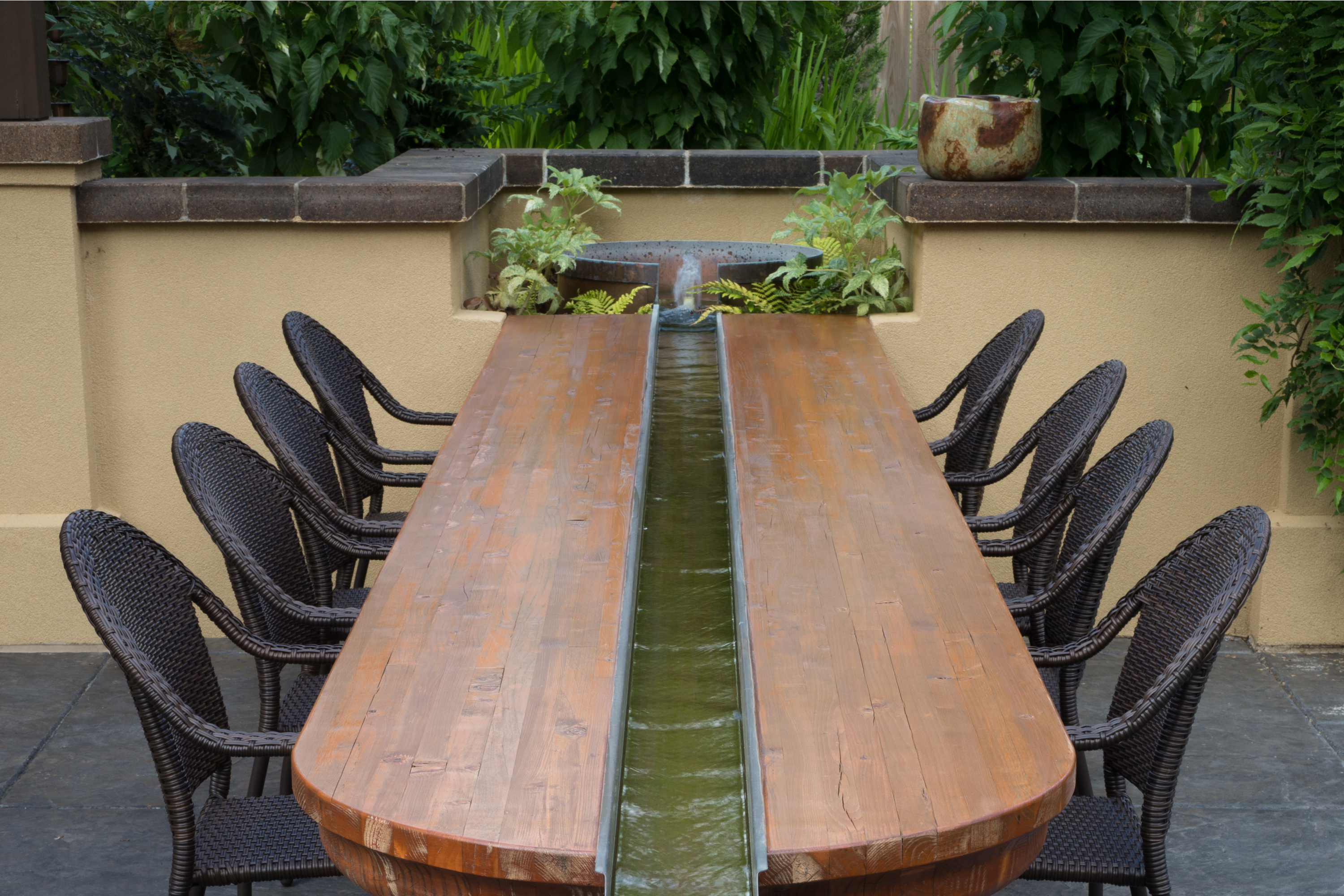 This River Table Is The Coolest Thing We've Seen | 21Oak