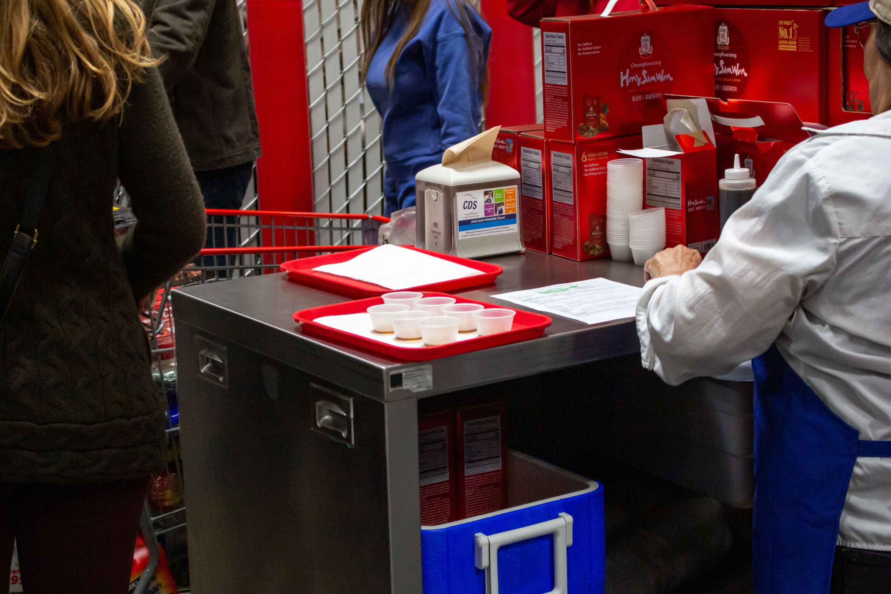 This Throwback Costco Photo From 1983 Looks Like Today | 21Oak